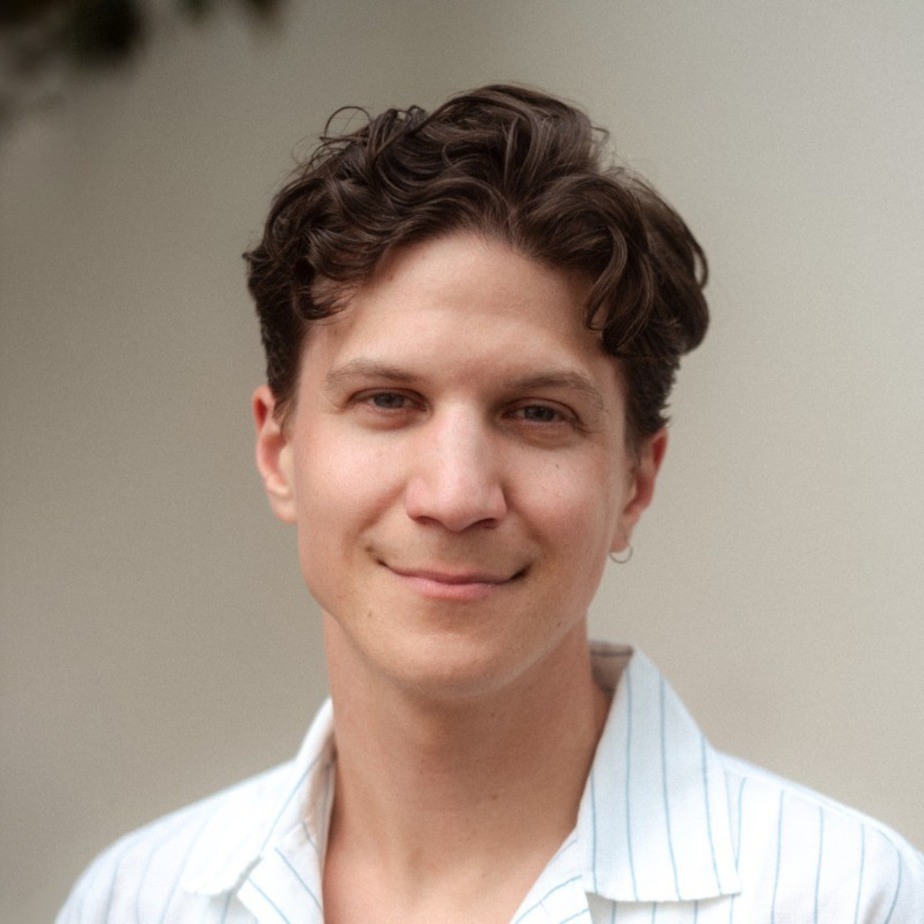 Igor Kubik - Strategic Partnerships - YouTube | XING