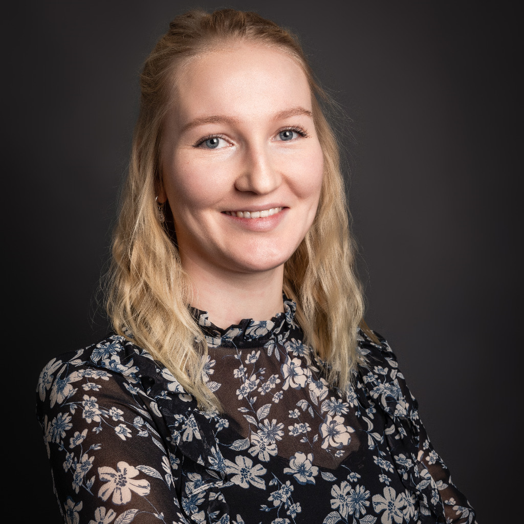 Michelle Valier - Werkstudentin in der Übersetzung des Supply Chain ...