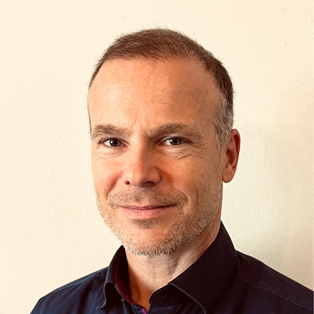 Carsten Schulz - Head of Small & Medium Sales Germany - Avaya ...