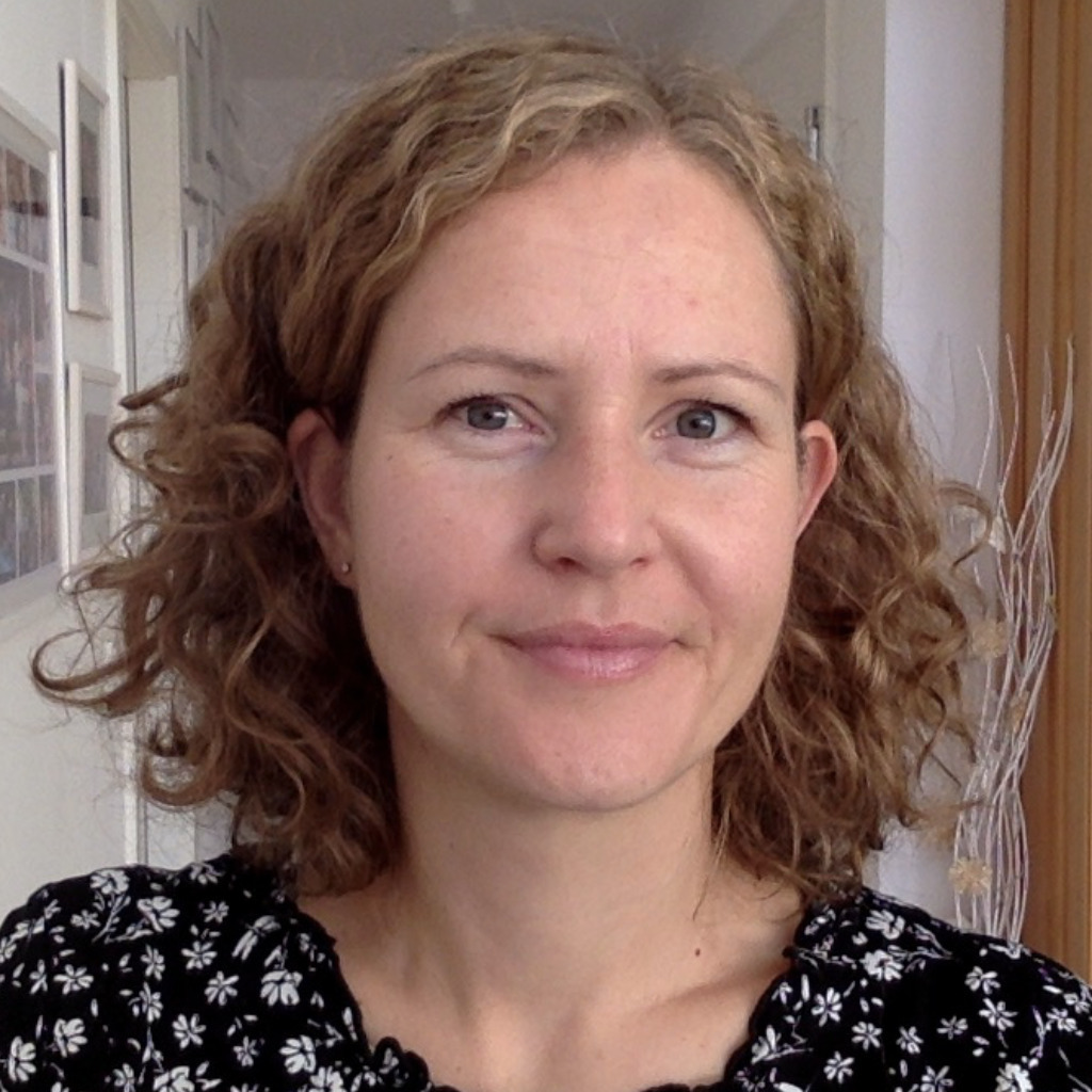 Anja Lee - Supervisory Assistant - Public Institution | XING