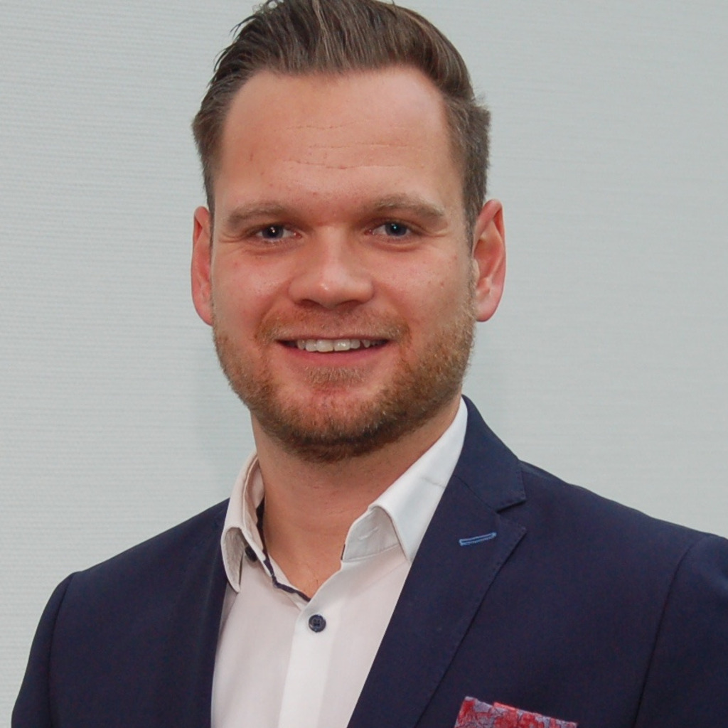 Philipp Becker - Business Administration - FOM – Hochschule für ...