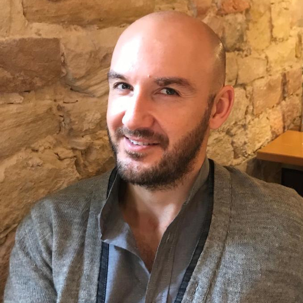 Aleksej Bugaev - Geschäftsführer - VIVIRY GmbH | XING