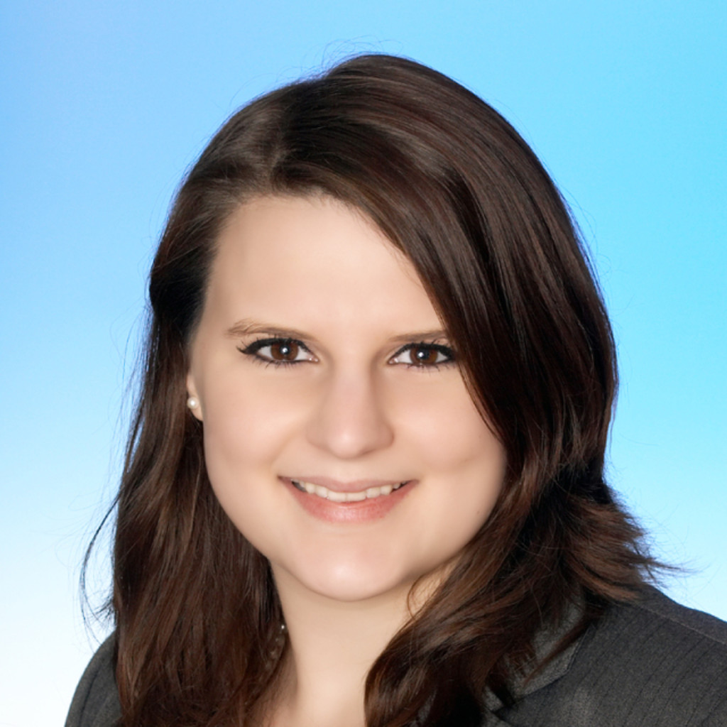 Lydia Schmidt's Instagram, Twitter & Facebook on IDCrawl