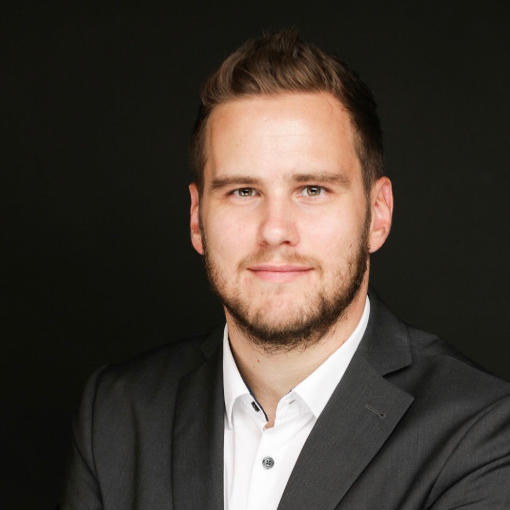 Kevin Lally - Abteilungsleiter Roll-Out Controlling & Planning ...