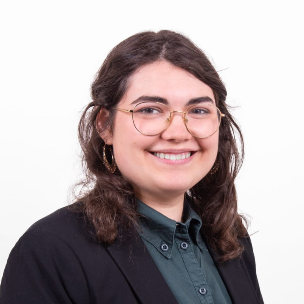 Edina Lietz - Produktmanager - DSA MEDIA PUBLICATIONS | XING