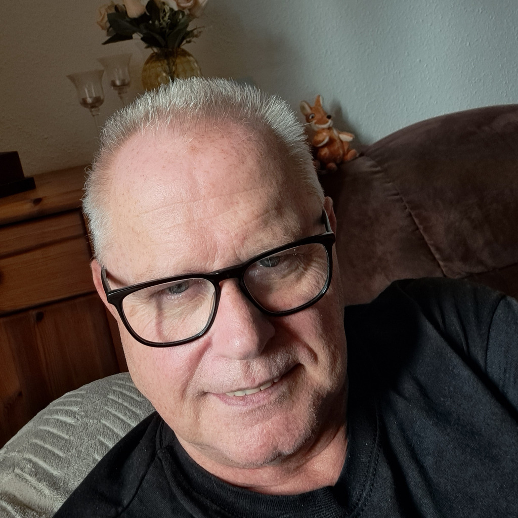 fuchs jw - Selbständigerwerbender - M&M Fuchs Enterprise Ing.Corp. | XING