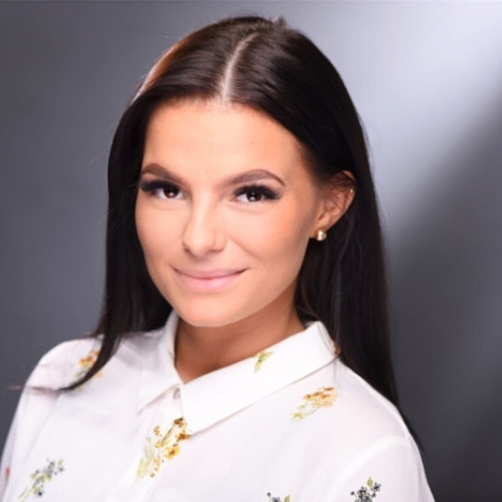 Julia Rex's Instagram, Twitter & Facebook on IDCrawl