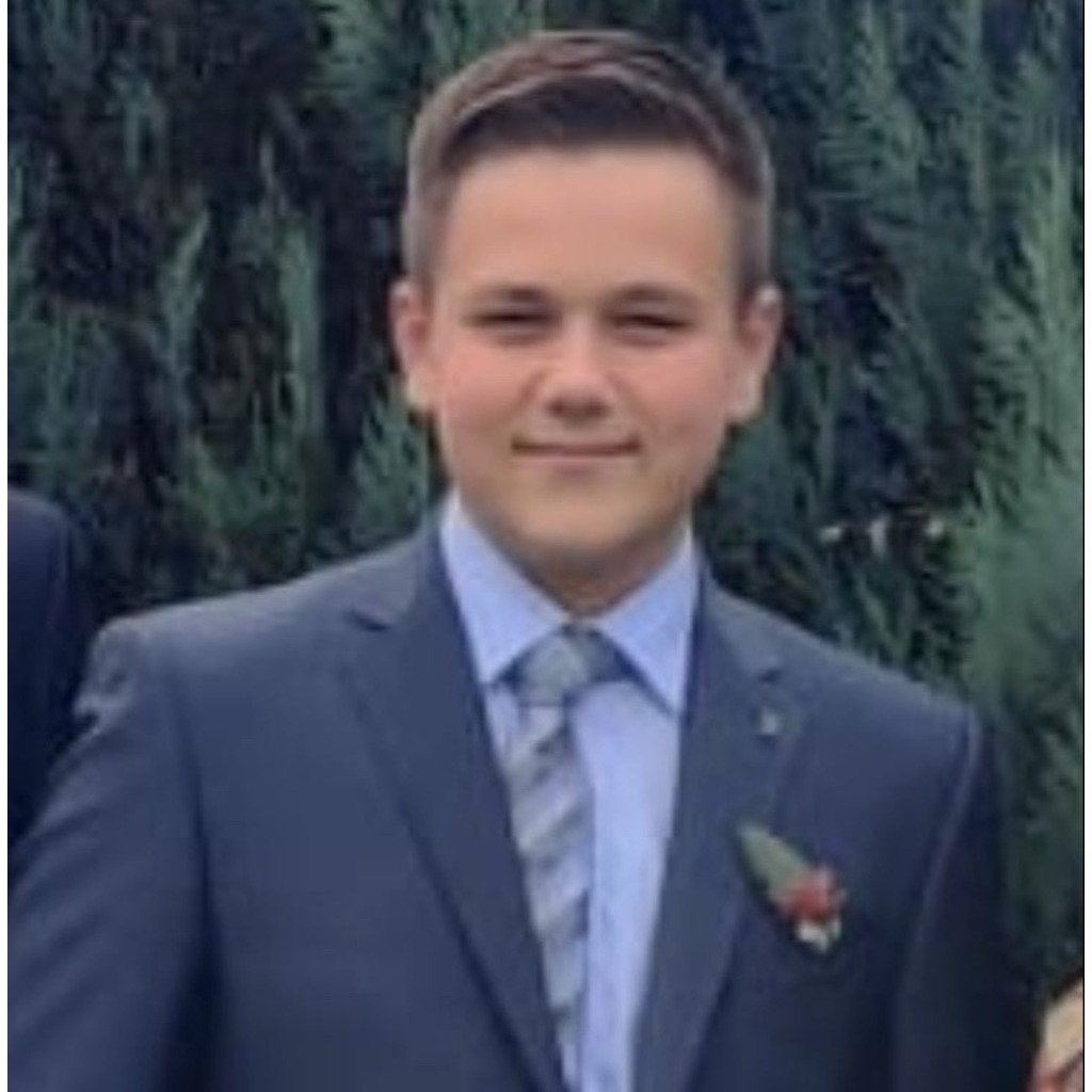 Silas Köster - Metallbauer - SPIER GmbH & Co. Fahrzeugwerk KG | XING