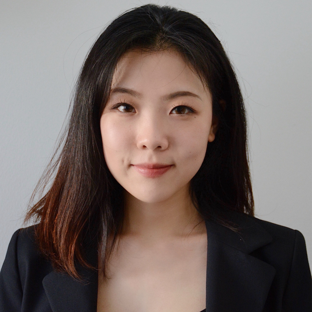 Ruixuan Ji - International Management - International School of ...