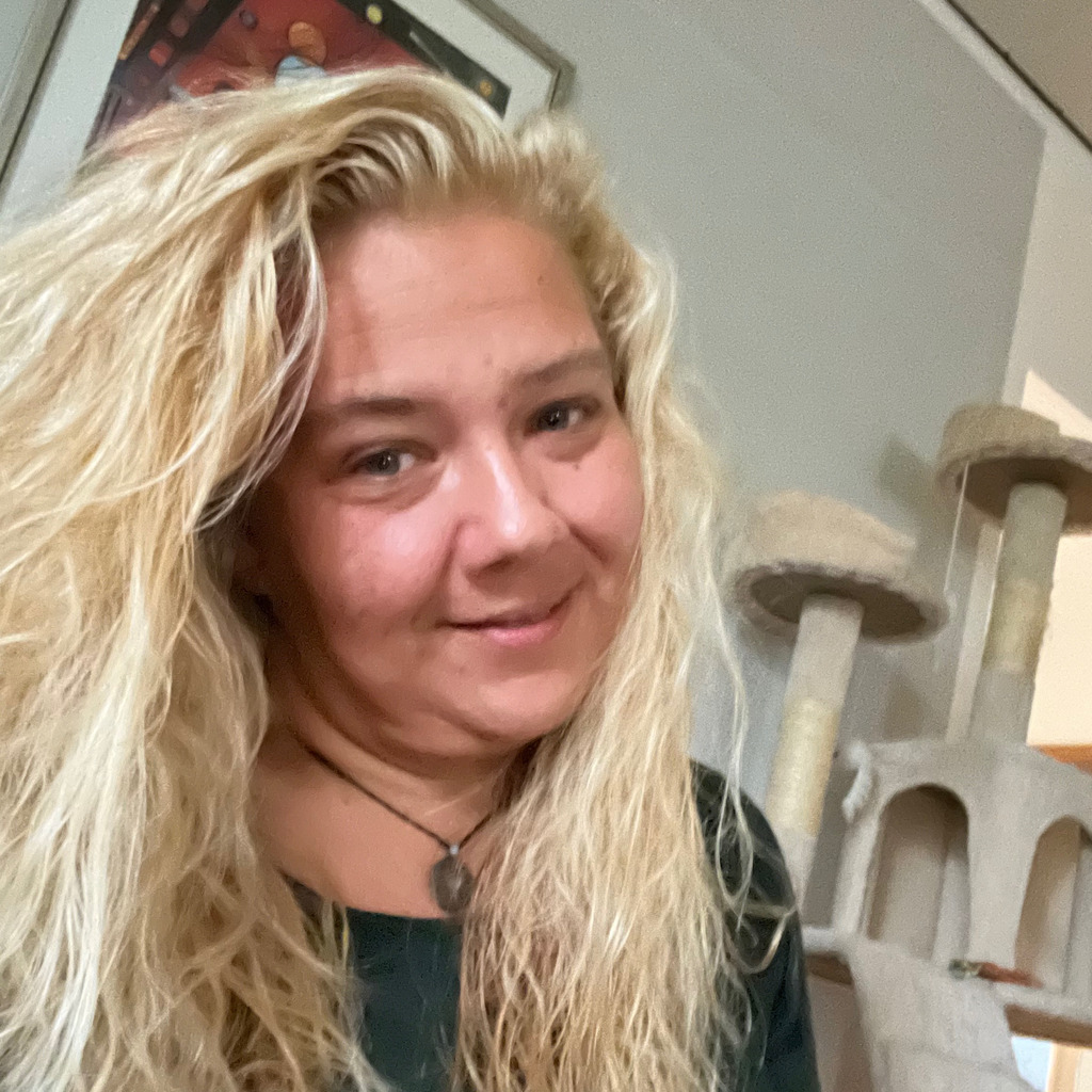 Sabine Schreglmann - Business Travel Consultant - CWT Sato Travel | XING