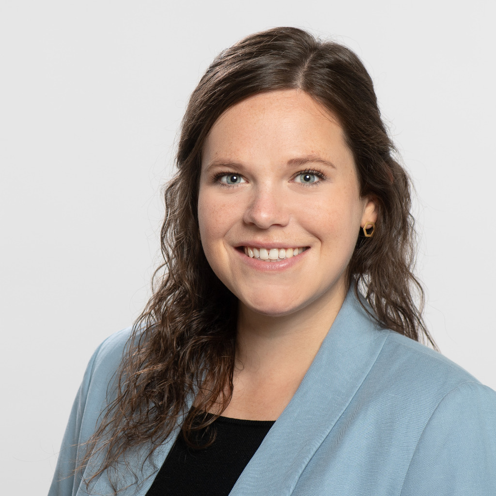 Sandra Huber - Sustainability Reporting Specialist - BMW Group | XING