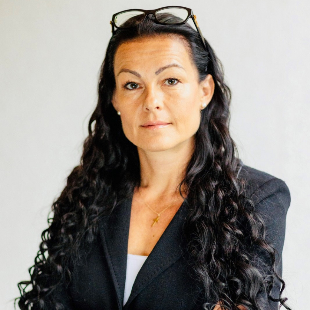 Sigrid Menzel - Supply Chain Management Austria, Subcontracting ...