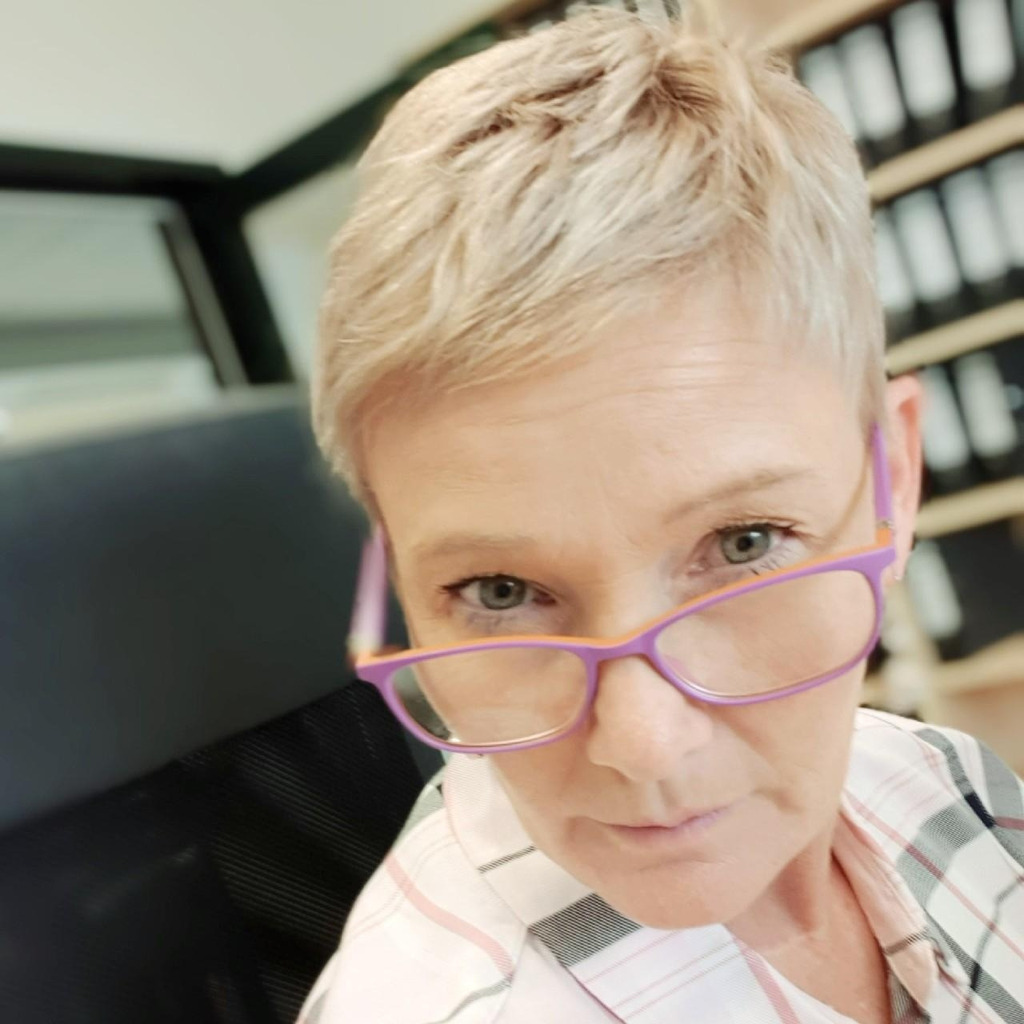 Birgit Wegner - Büroleiterin - Allianz Deutschland AG | XING