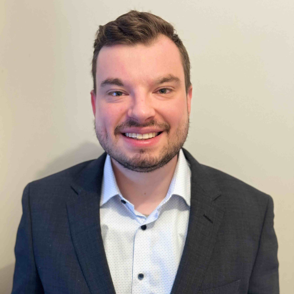 Florian Raabe - Learning Manager - Amazon Deutschland Transport GmbH | XING