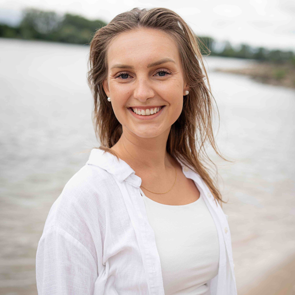 Sarah Wiebe - Kauffrau im Einzelhandel - Deutsche Telekom AG | XING