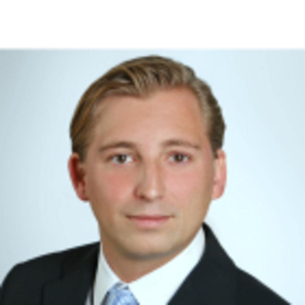 Patrick Muench - Financial Controller DACH - Entelios AG - moving ...