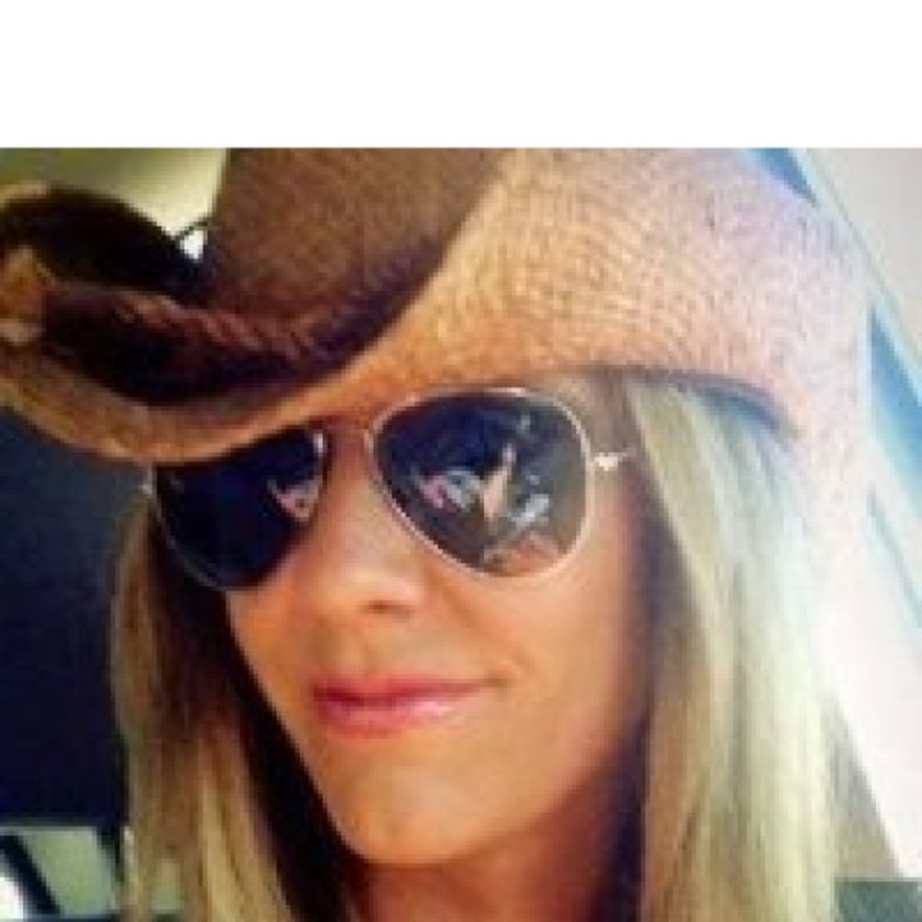 Maddy Jones's Instagram, Twitter & Facebook on IDCrawl