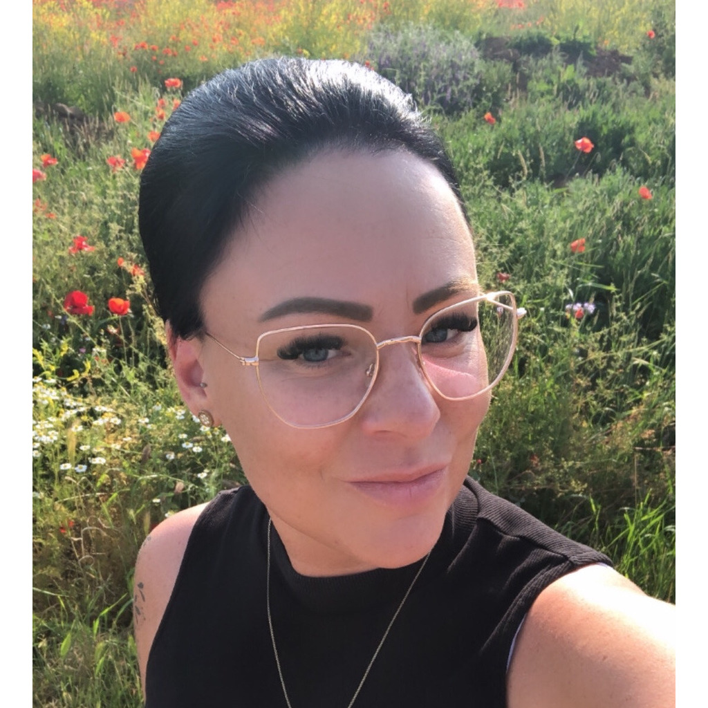 Stephanie Heuer - Disponent - BMW Autohaus | XING