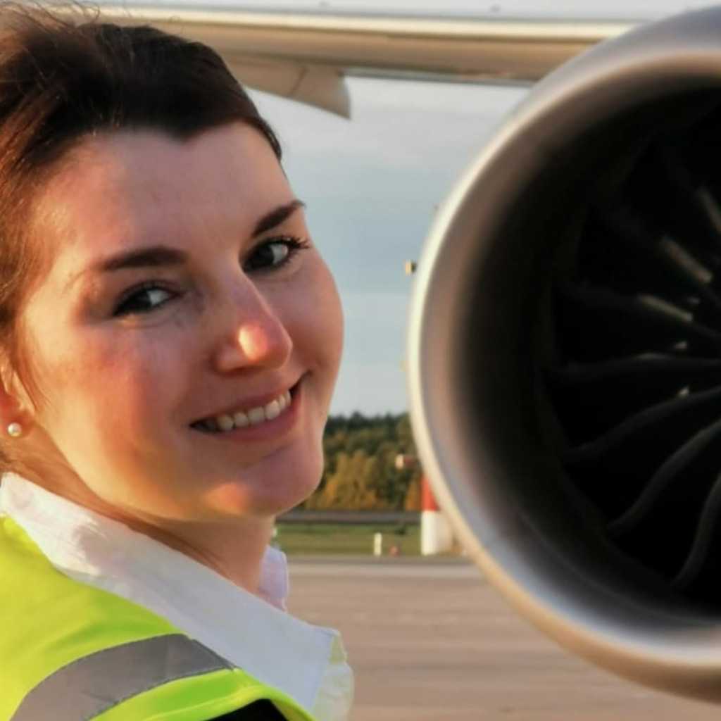 Juliane Becker - Ground Handling Operating Control(Betriebssteuerung ...