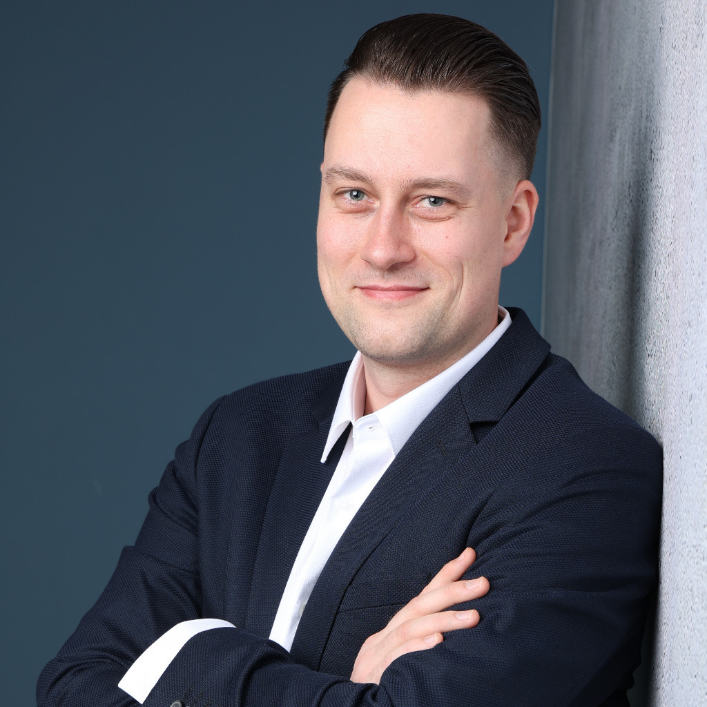 Christopher Bähr - Director Group Total Rewards & HR Controlling ...