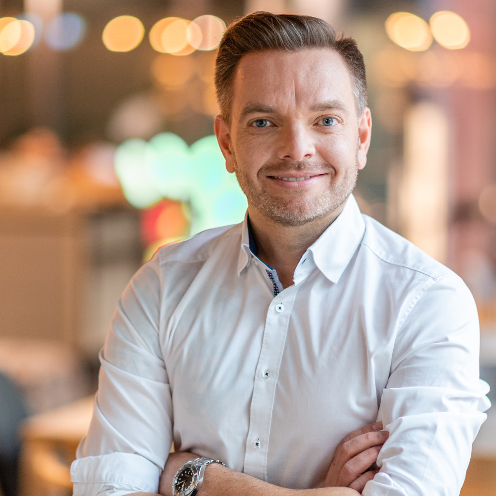 Dr. Daniel Seebert - Associate Partner - Wavestone | XING