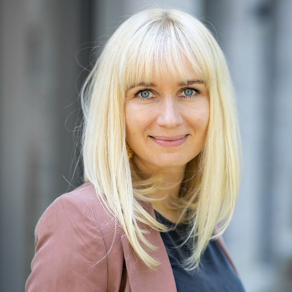 Lisa Ebert - Gewerbliche Immobilienberatung - SRE GmbH | XING