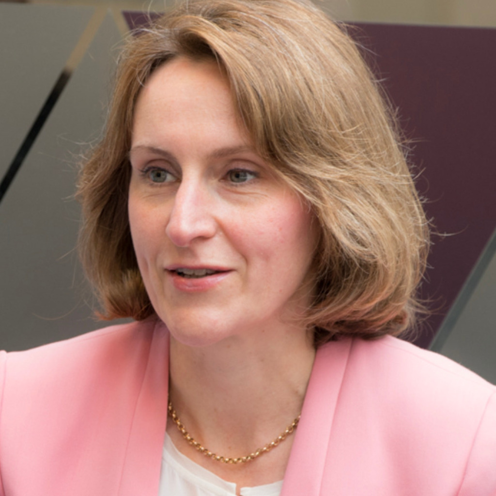 Mag. Karin Duke-Roedler - Senior Marketing Manager Energy, Utilities ...