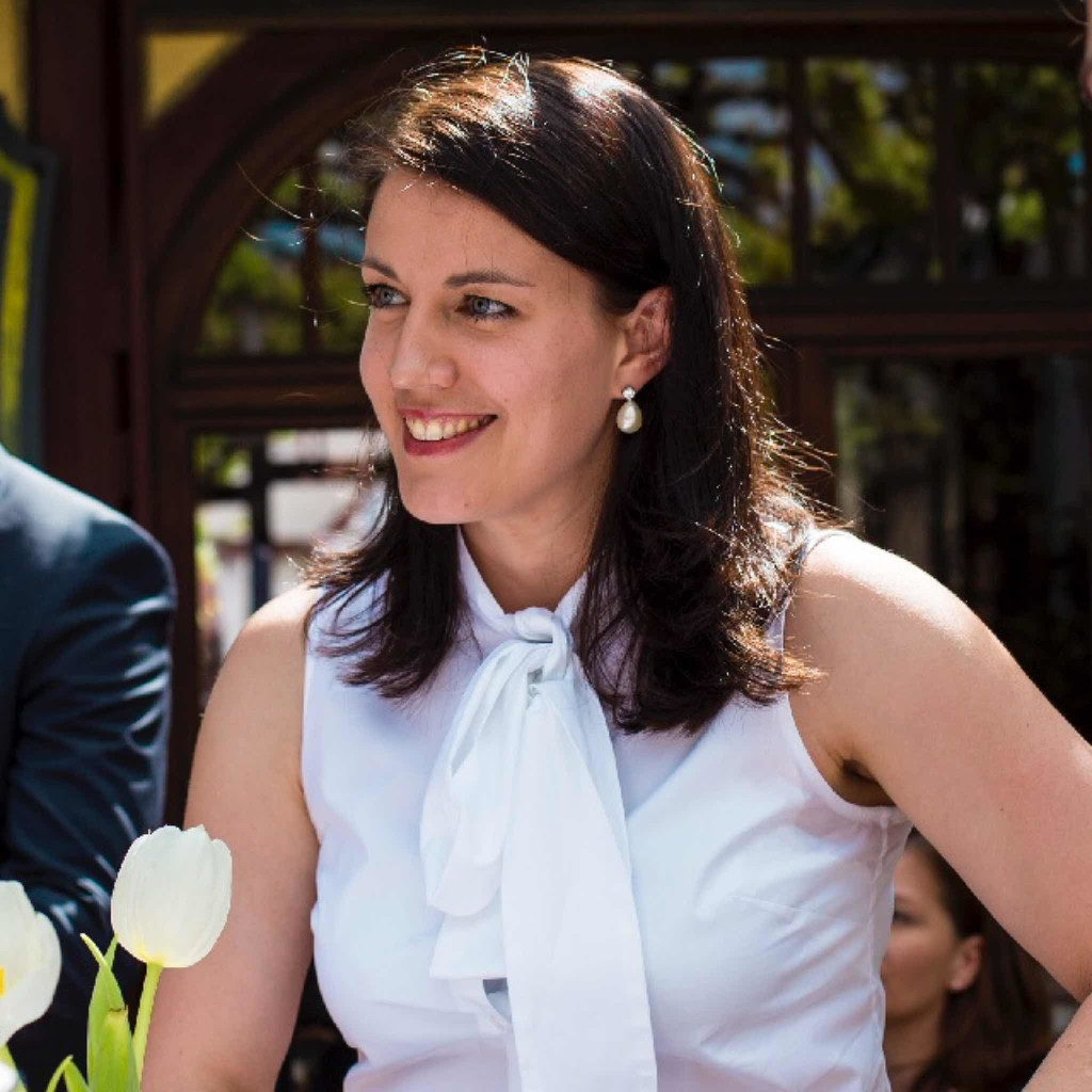 Laura Burkhardt - Geschäftsführerin Vertrieb - Sekthaus BurkhardtSchür ...