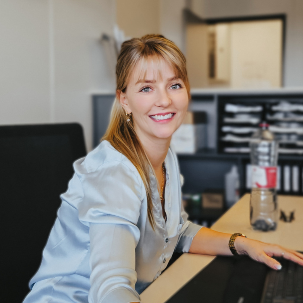 Sarah Blum - Sachbearbeiter - GOLDINGER Immobilien AG | XING