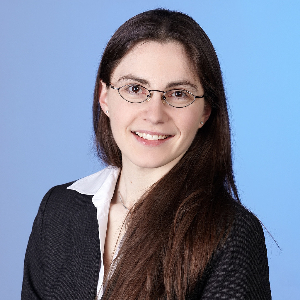 Dr. Anika Schulz - Senior Data Scientist - EOS Gruppe | XING