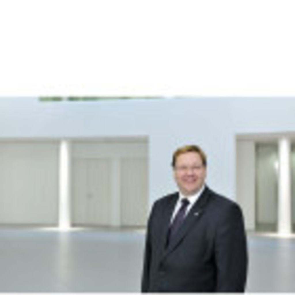 Thomas Goldhammer - Underwriter Großgewerbe/Industrie Haftpflicht - VHV ...