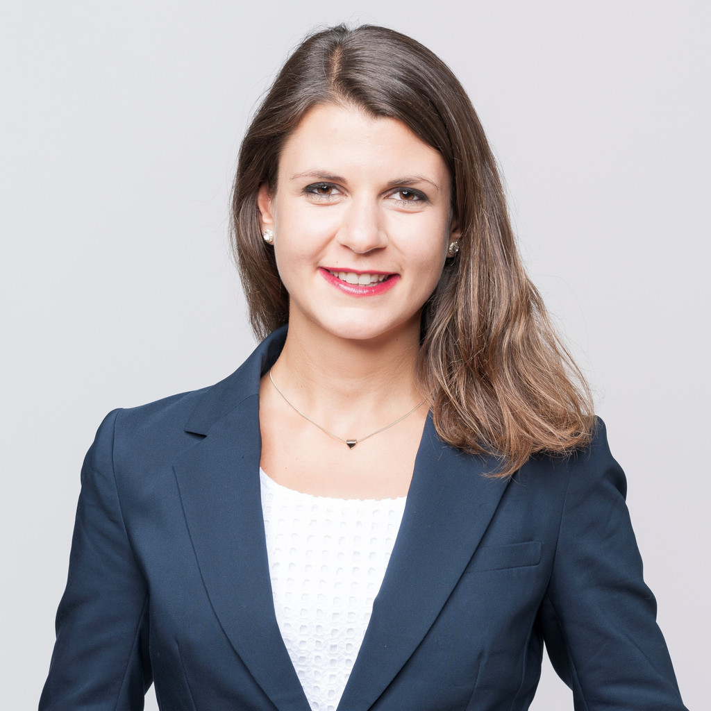 Giulia Müller - Consultant & Lecturer - SHS - Swiss Hospitality ...