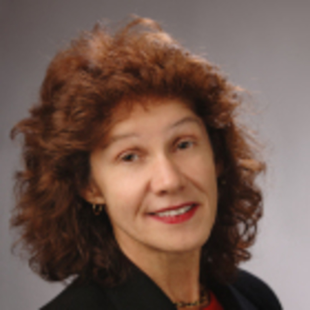 Vicki Rucker - Sales Associate - Milestone Realty Consultants | XING