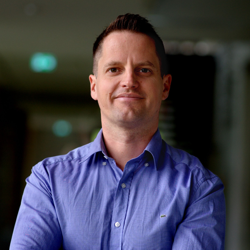 Thomas Pilgrim - Online Marketing Manager - PETec - Table Lift Systems ...