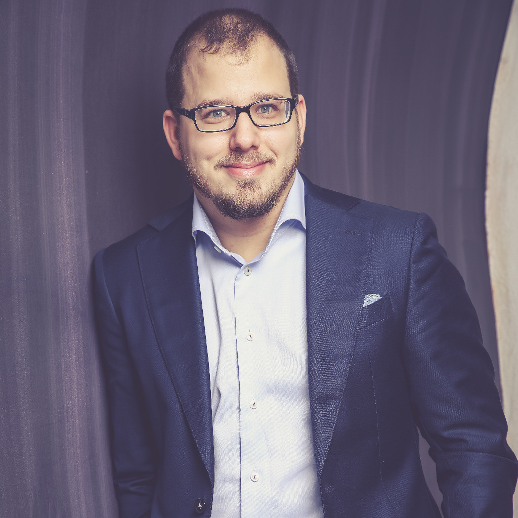 Florian Hackl - Abteilungsleiter Logistik - LOGOSYS Logistik GmbH | XING