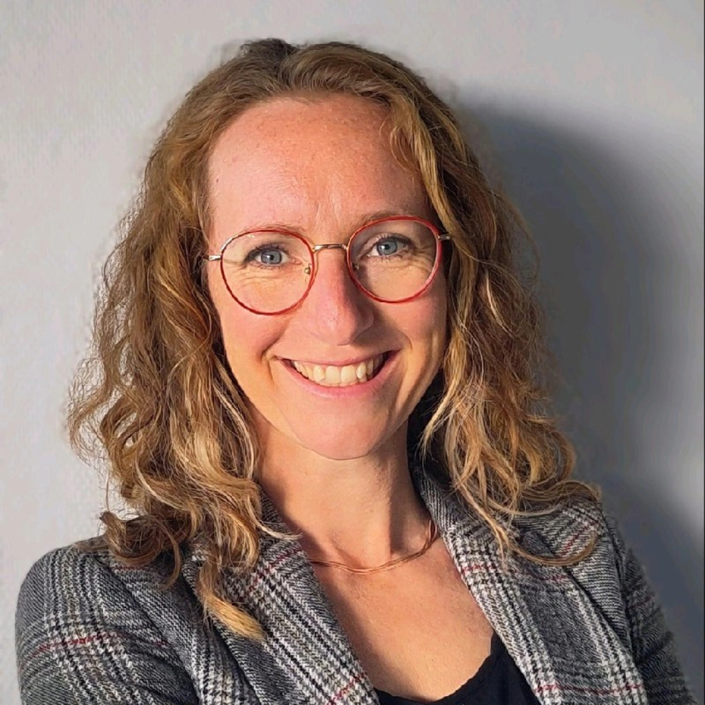 Laura Jantz-Klinkner - Projektmanagerin Nachhaltigkeit / CSR ...