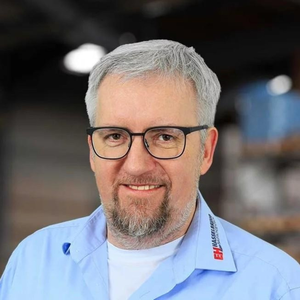 Dennis Hellmig - Betriebsleitung - Ernst Hasselbring GmbH & Co. KG | XING