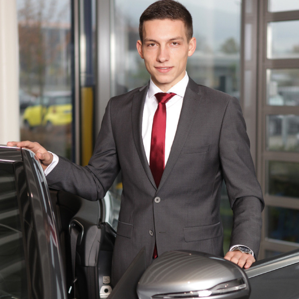 Leonard Adam - Automobil - Bundesfachschule für Betriebswirtschaft im ...