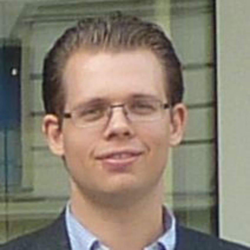 Christoph Perner - Systems Engineer, Presales - next layer ...