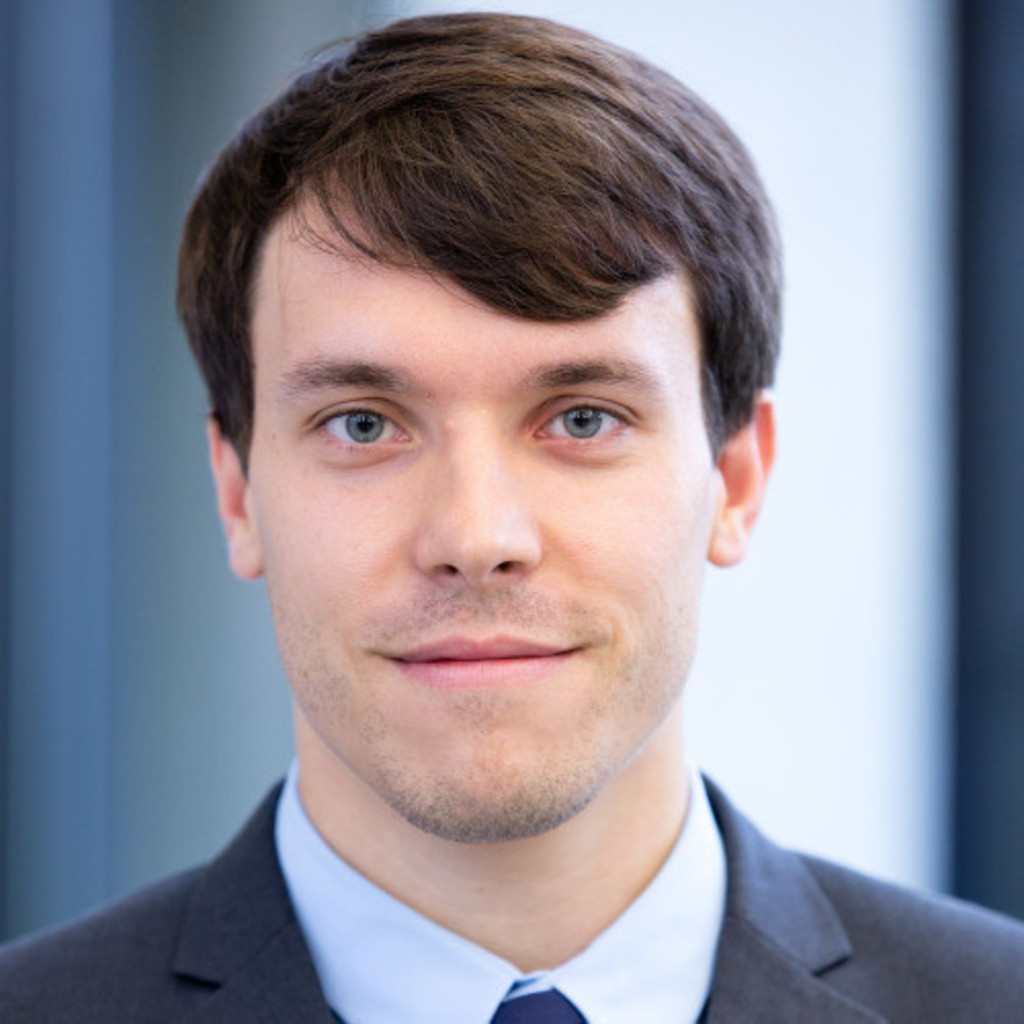 Sebastian Geiger - Finanzattaché (Diplomat) - Deutsches Generalkonsulat ...