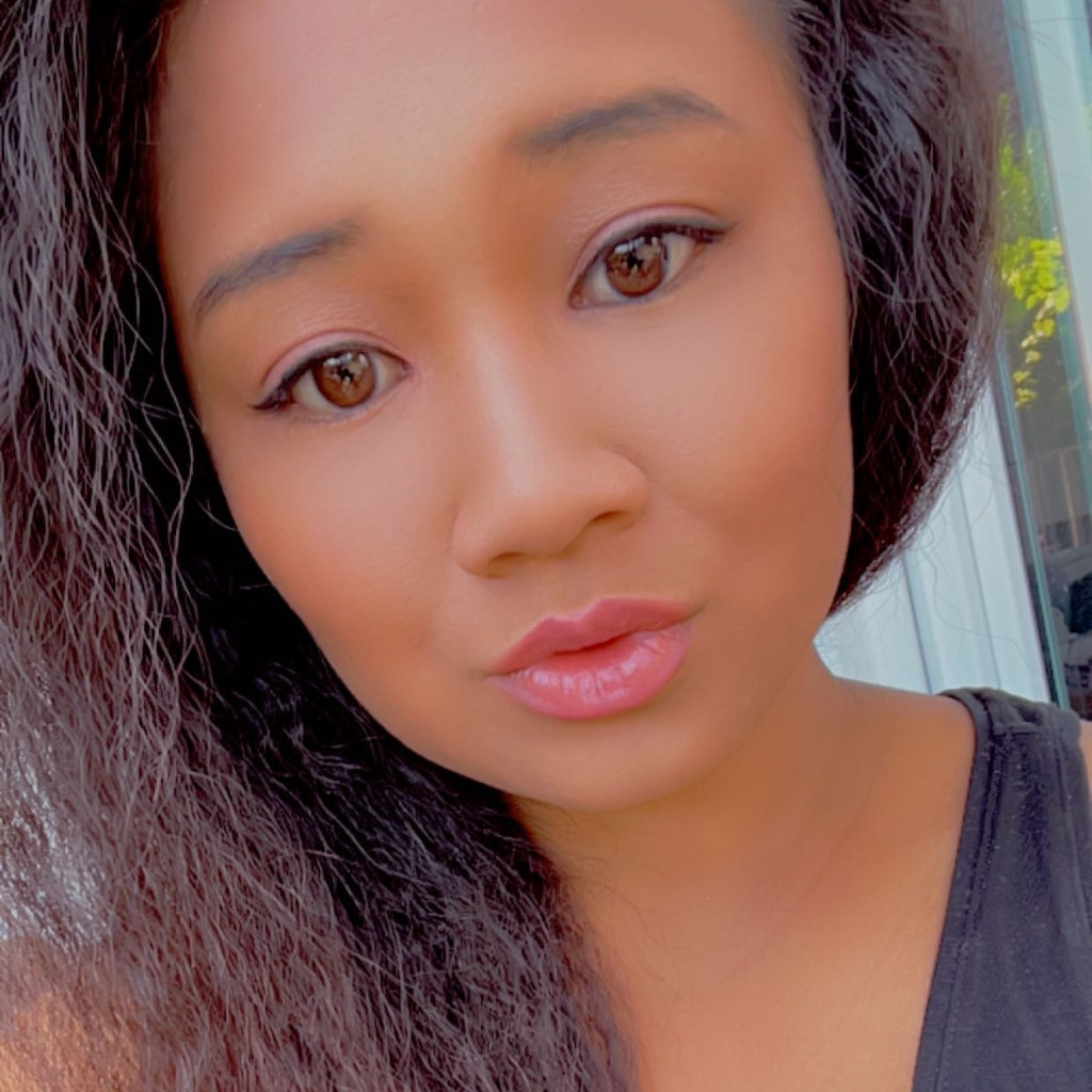 Busakorn Weiß - Einrichtungsberaterin - Möbel Inhofer GmbH & Co. KG | XING