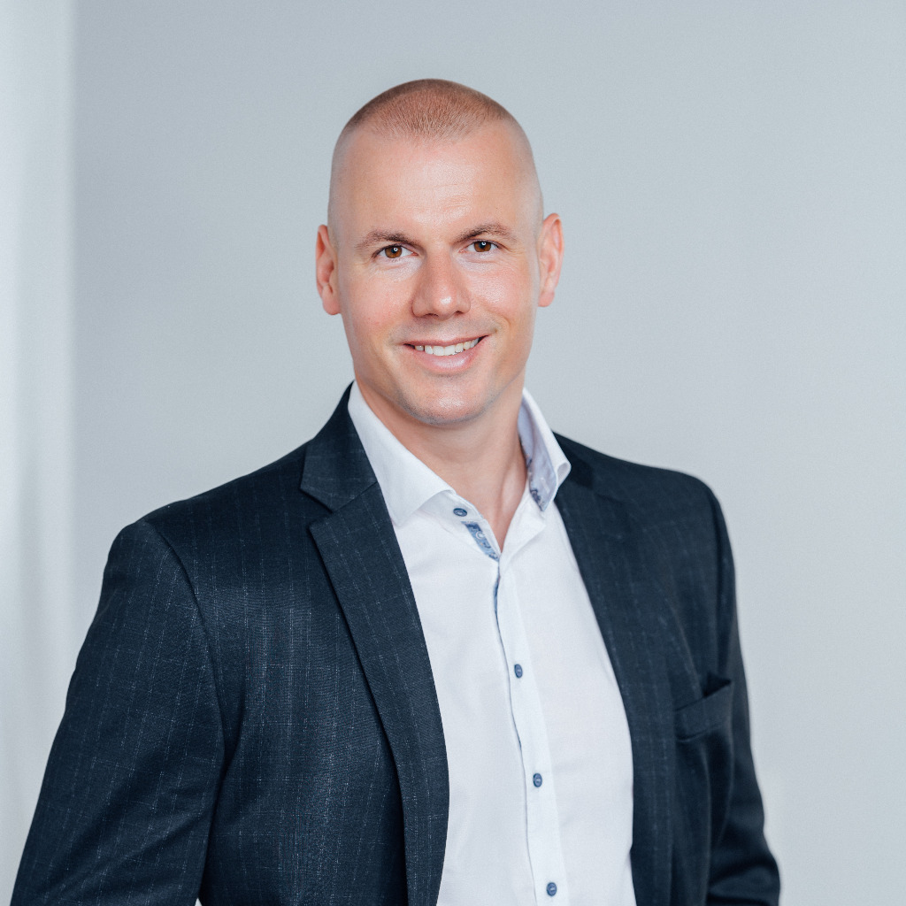 Manuel Adam - Associate Partner - Horn & Company Unternehmensgruppe | XING