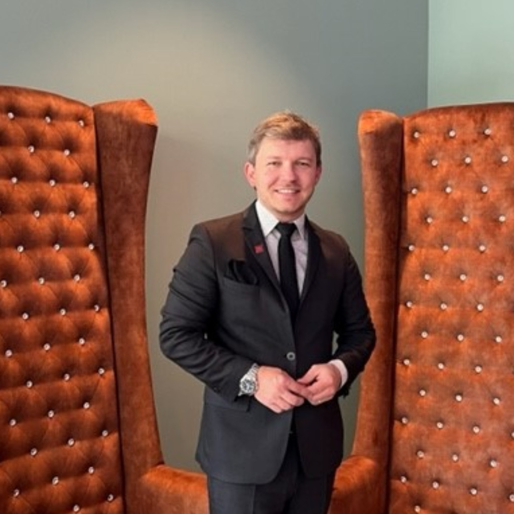 Kevin Kasper - Multi Property Manager - Leonardo Hotels | XING