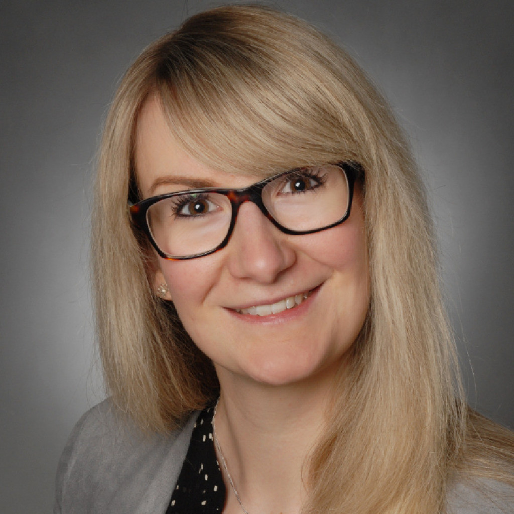 Dr. Viktoria Welker - Referentin - Sächsisches Staatsministerium für ...