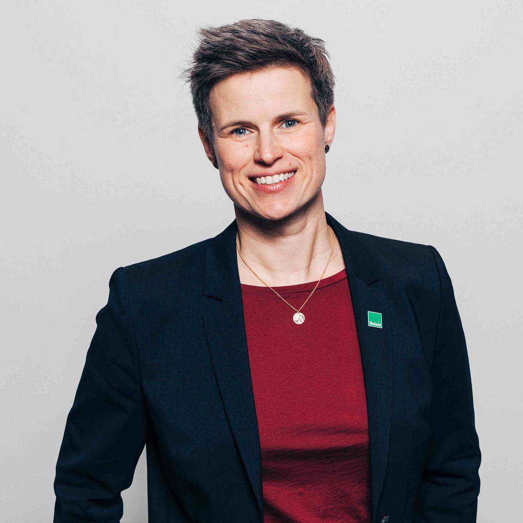 Mag. Berit Gölitzer - Key Account Management Herstellung/Handel ...