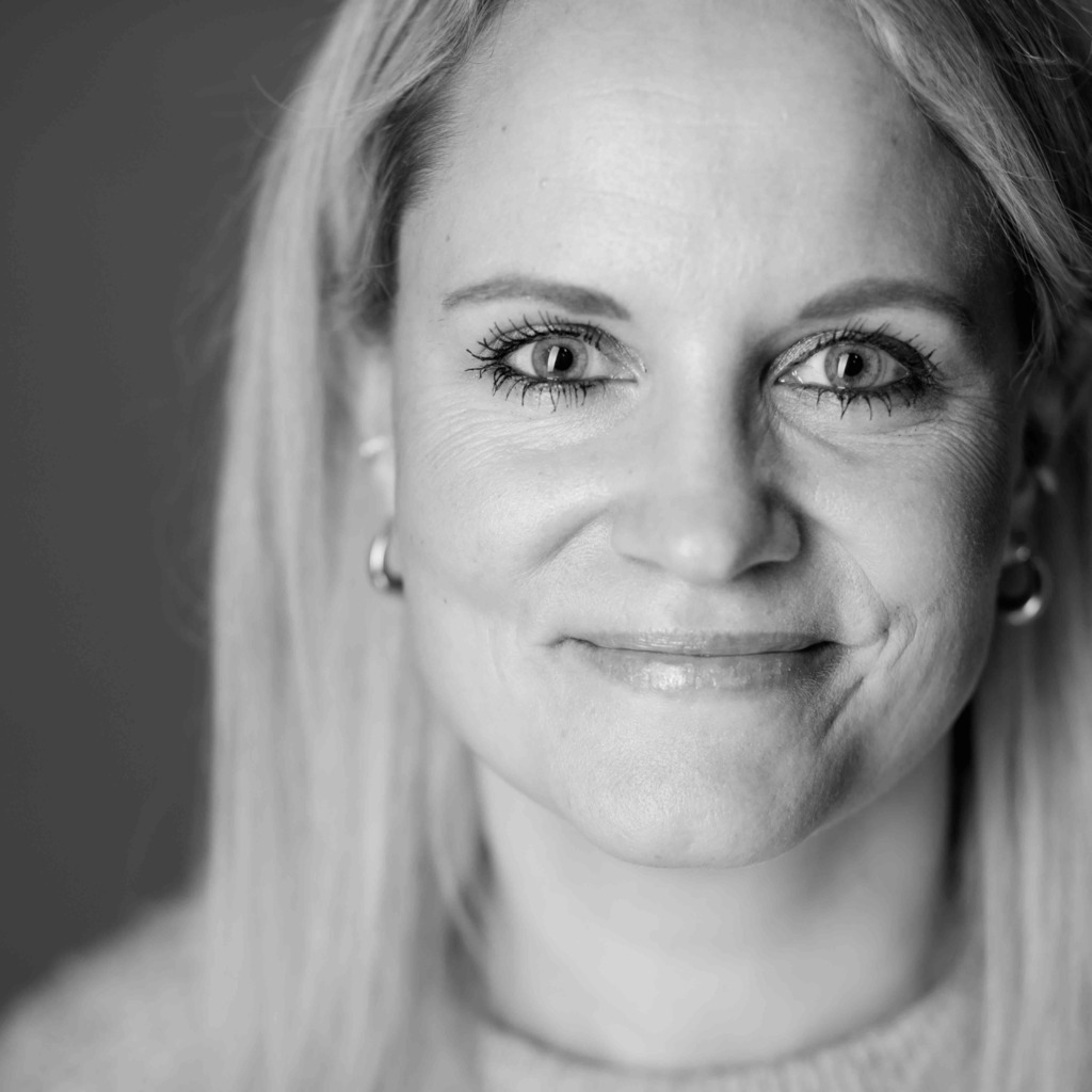 Laura Frenzel - Leitung Recruiting, Active Sourcing & Employer Branding ...