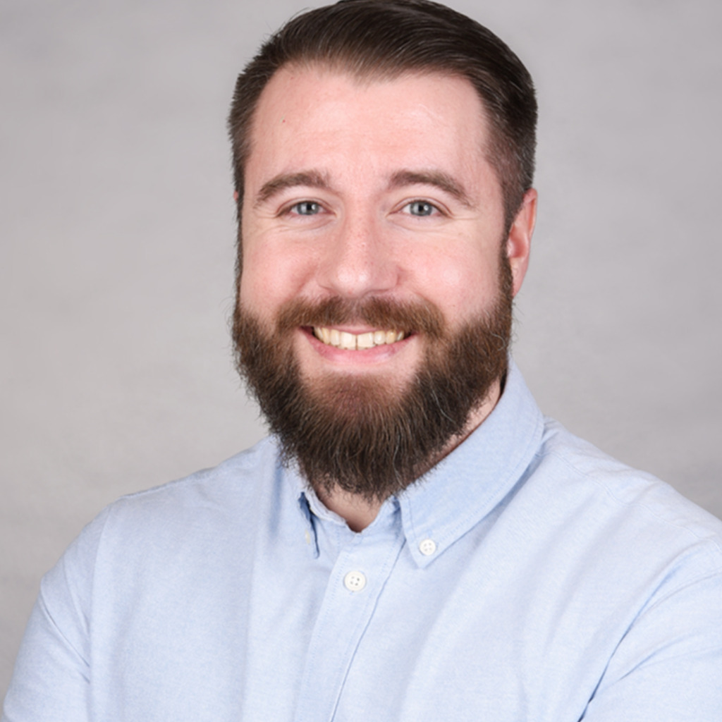 Stefan Kapfer - Personalreferent Recruiting & Active Sourcing - Tenhil ...