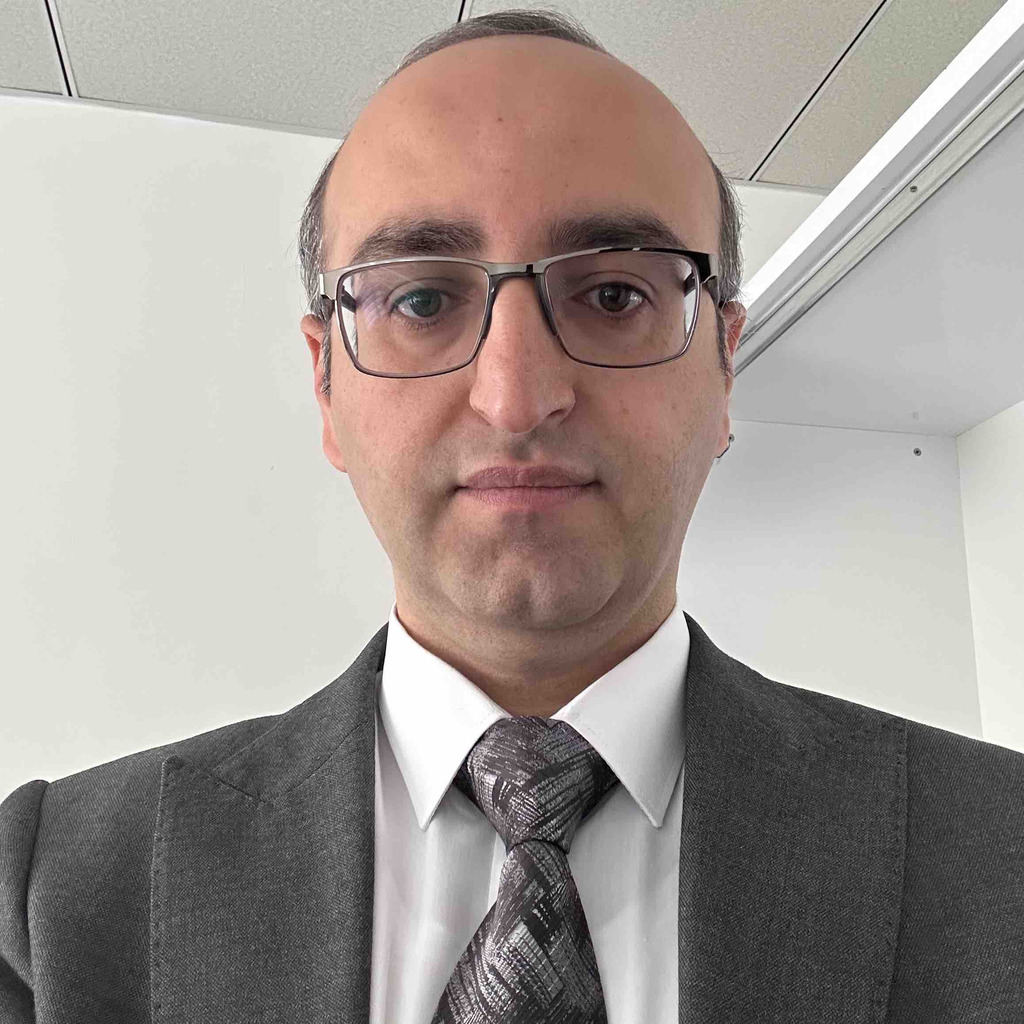 Omid Mansouri - Finance Manager - Fox group | XING