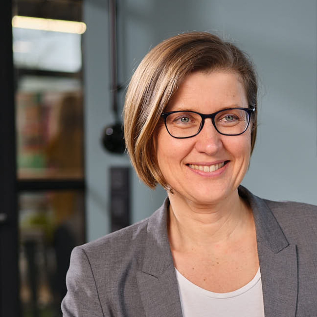 Simone Bull - Leitung Marketing - Hermann Sewerin GmbH | XING