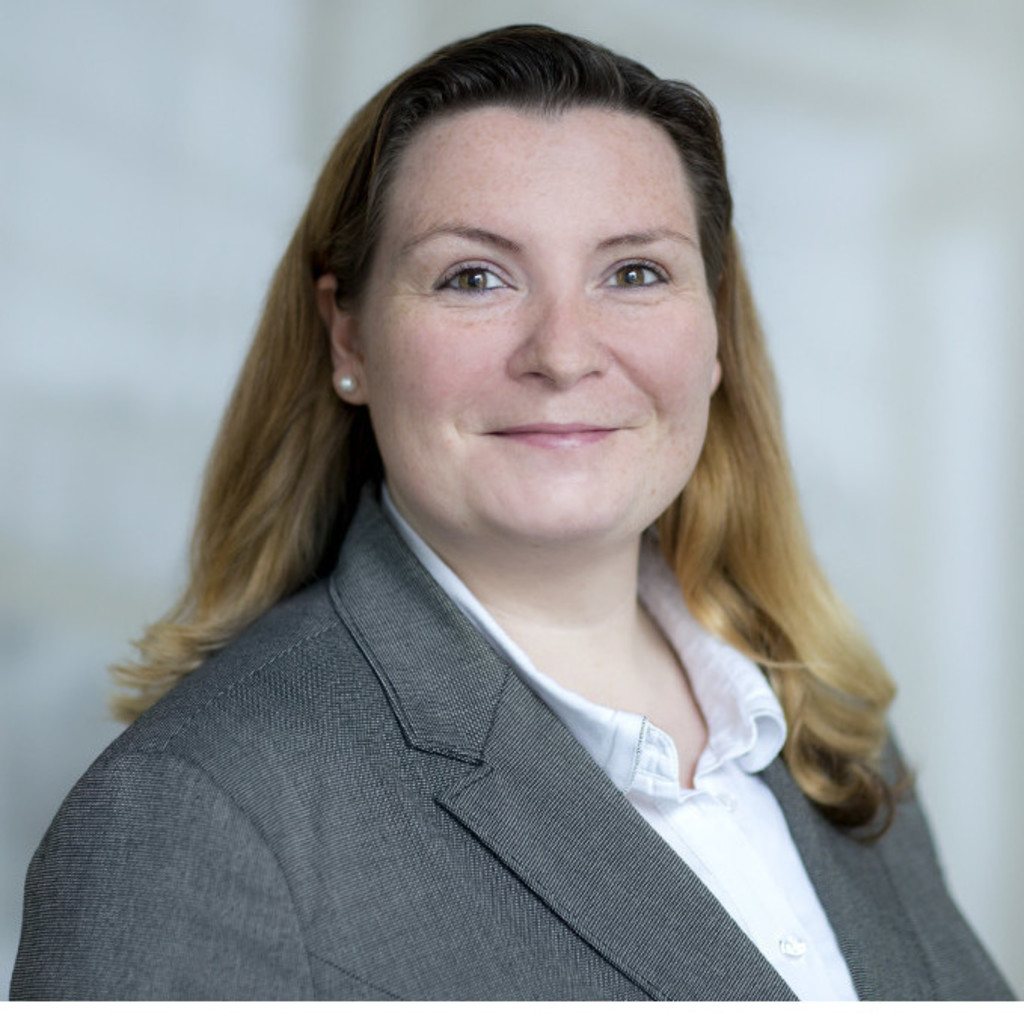 Julia Kaiser - Justitiarin - Team Arbeitsrecht - Dirk Rossmann GmbH | XING
